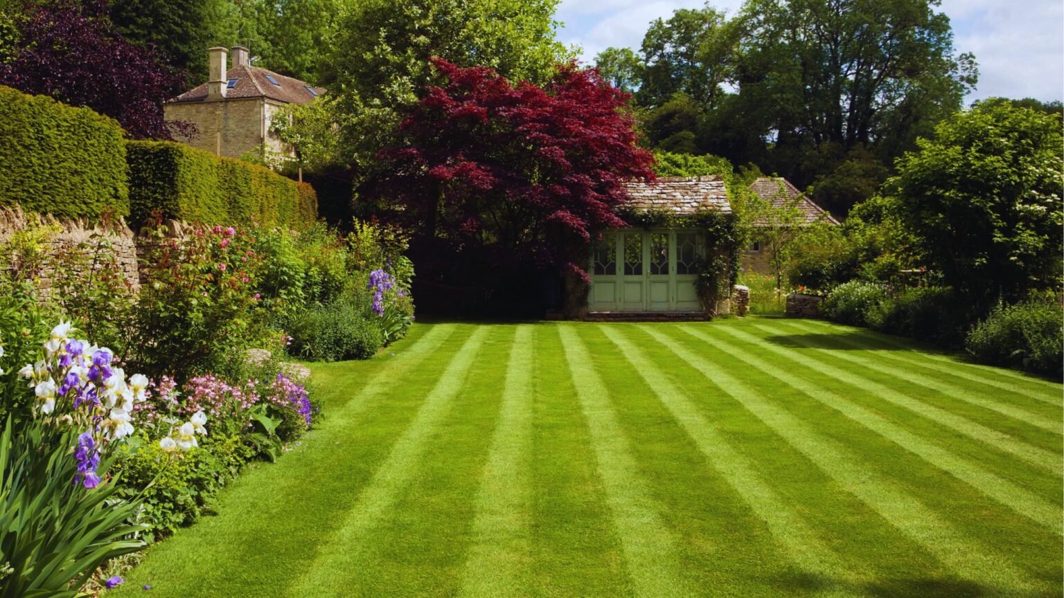 Mowing Patterns: Creative Mowing Patterns to Elevate Your Yard