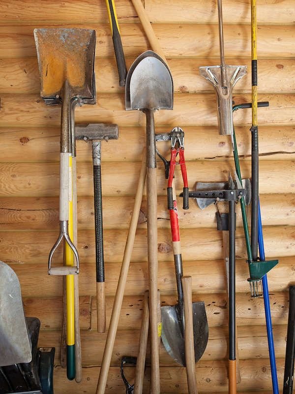 garden tools maintenance